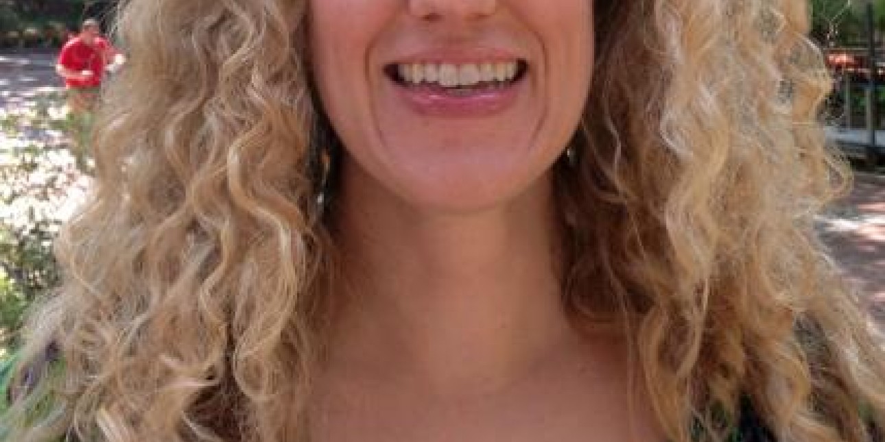 Volunteer of the Month: Emily McCully | Schuylkill Banks